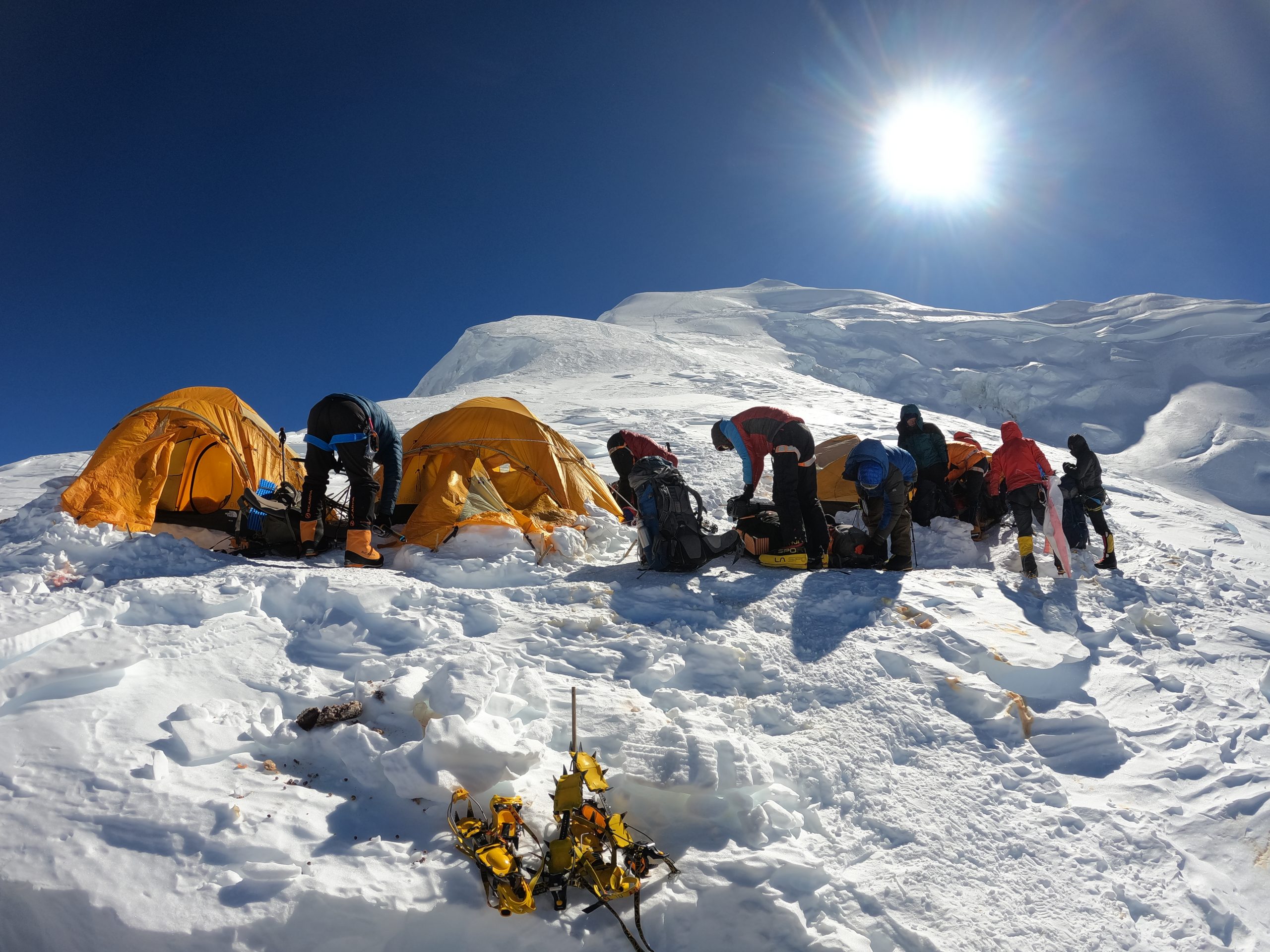 Himlung Himal - altitude expeditions ! climb & treks in Nepal
